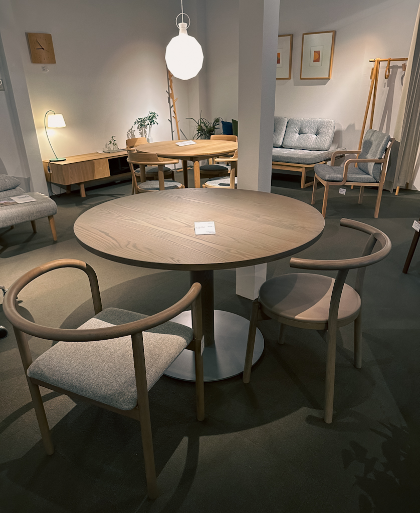 カンディハウス ONE LUXラウンドテーブルとKOTAN ラウンドテーブル入荷｜家具のフクタケのつぶやき｜家具のフクタケ 岐阜県各務原市の ...